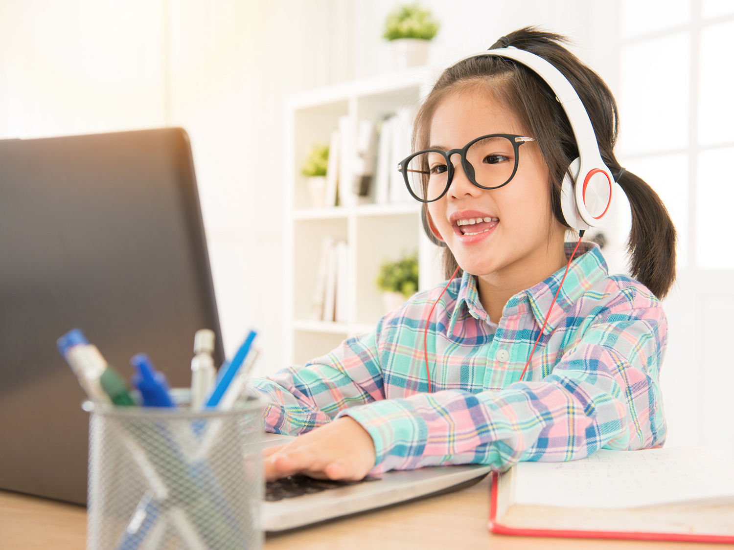 Keeping Kids Safe Online keeping-kids-safe-online